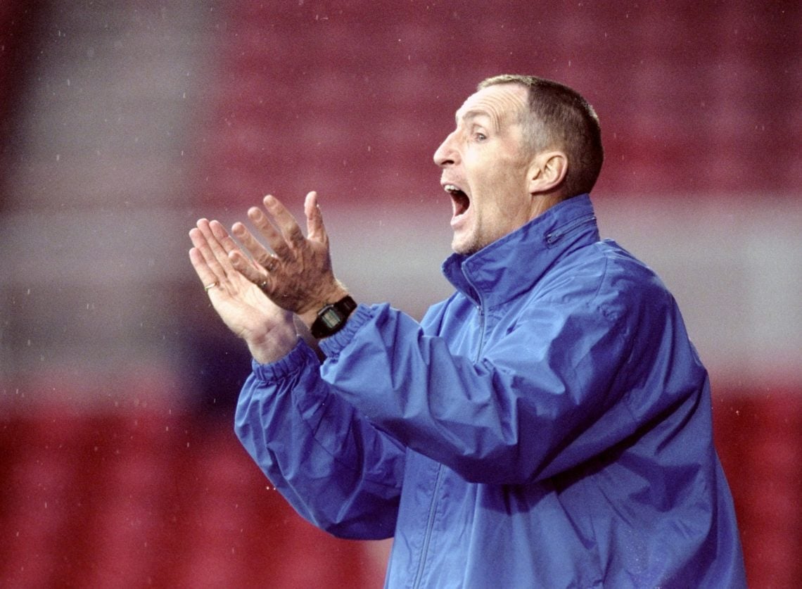 Paying tribute to Joey Jones as Wrexham confirm statue plans for club ...