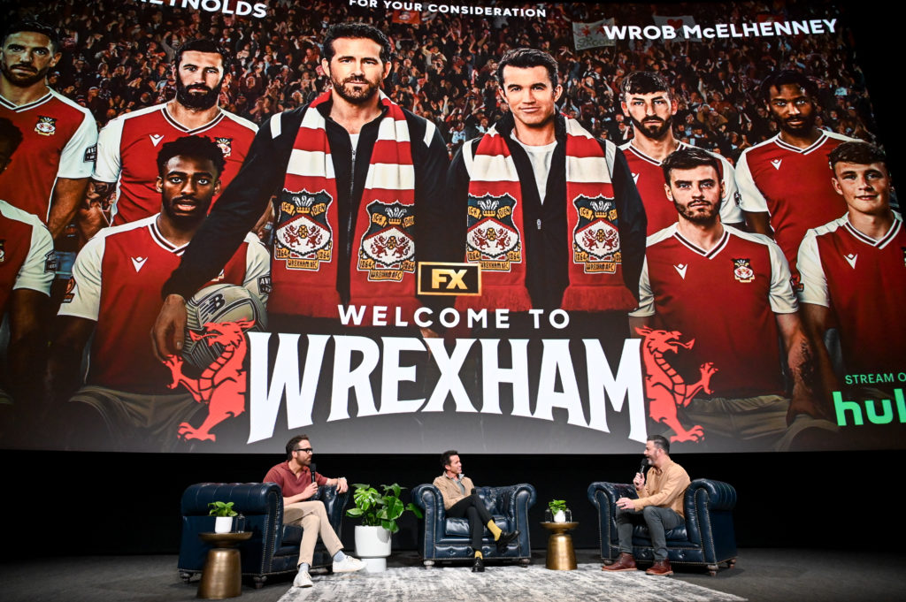 The classy thing Wrexham owners Rob McElhenney and Ryan Reynolds did to ...