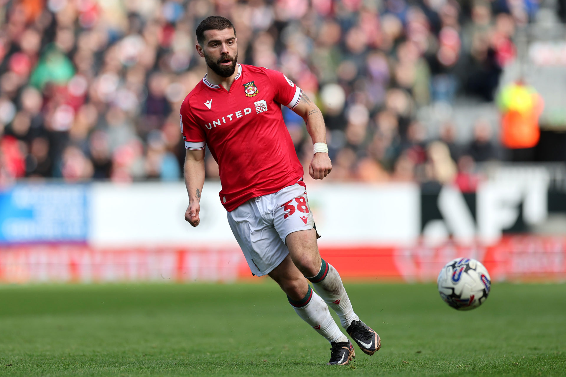 'An honour'... Elliot Lee shares ‘special’ message to Wrexham fans ...