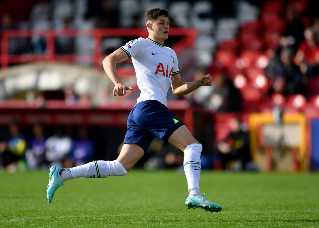A Wrexham transfer target has just received high praise from a Premier ...