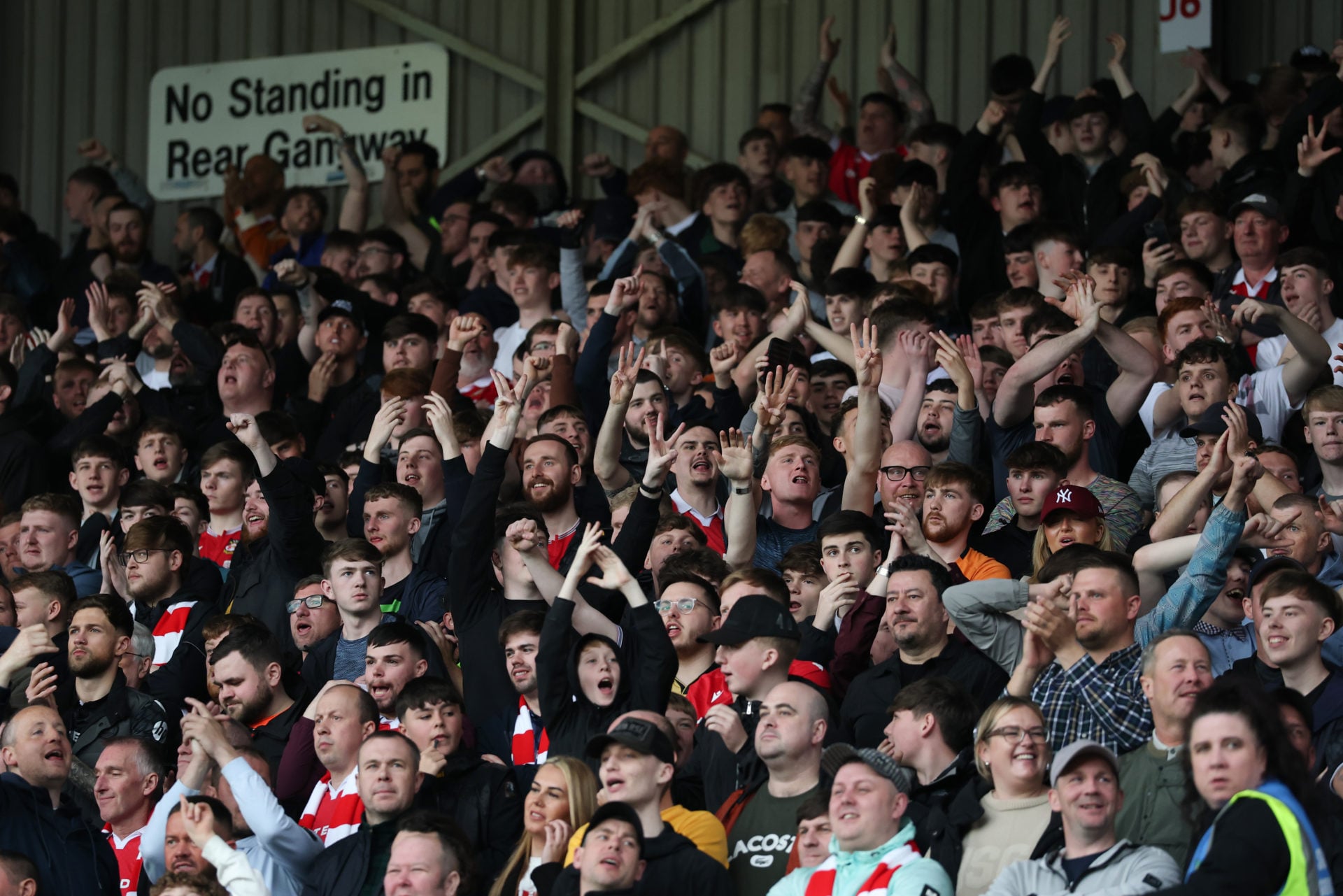 ‘Get that statue built’: Wrexham fans are all saying the same thing ...