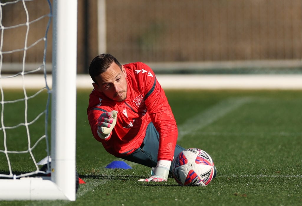 Wrexham fans have plenty to say about new signing Danny Ward after ...